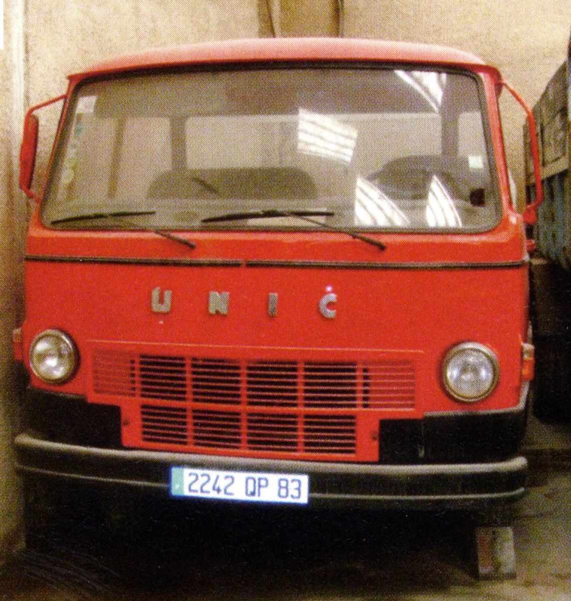 UNIC Center AG - Frontlenker Genève klein - UNIC